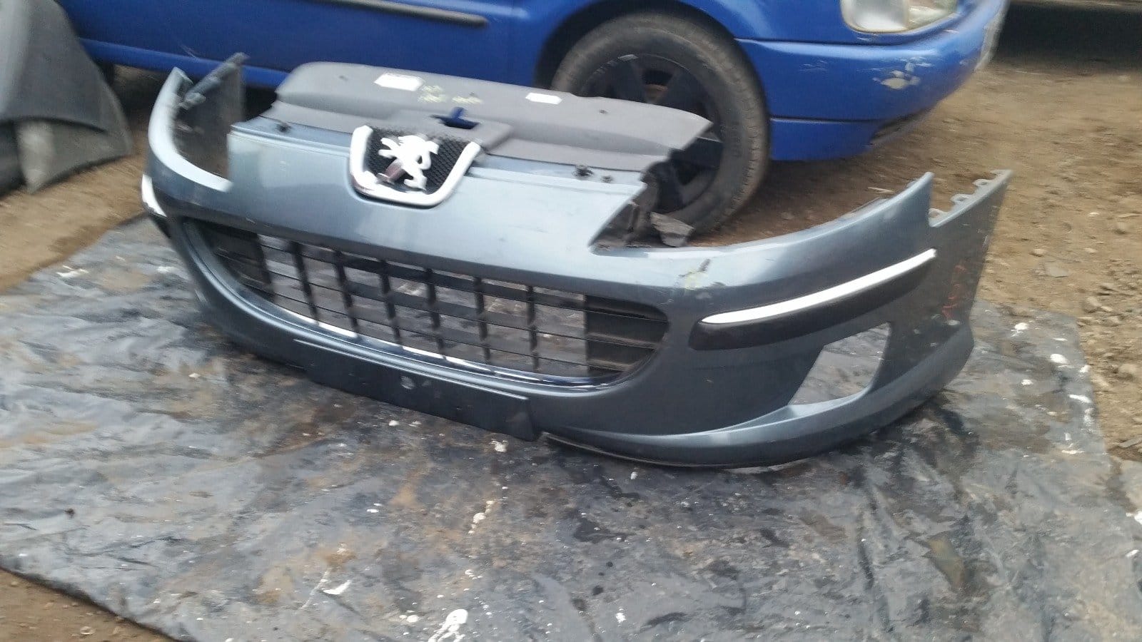Peugeot 407 Front Bumper with Fog Lights ex UK - Europarts Garage