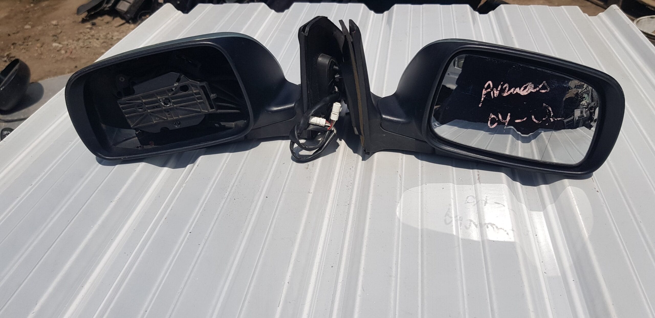 Toyota Avensis Carina Premio Electric Side Mirrors - Europarts Garage