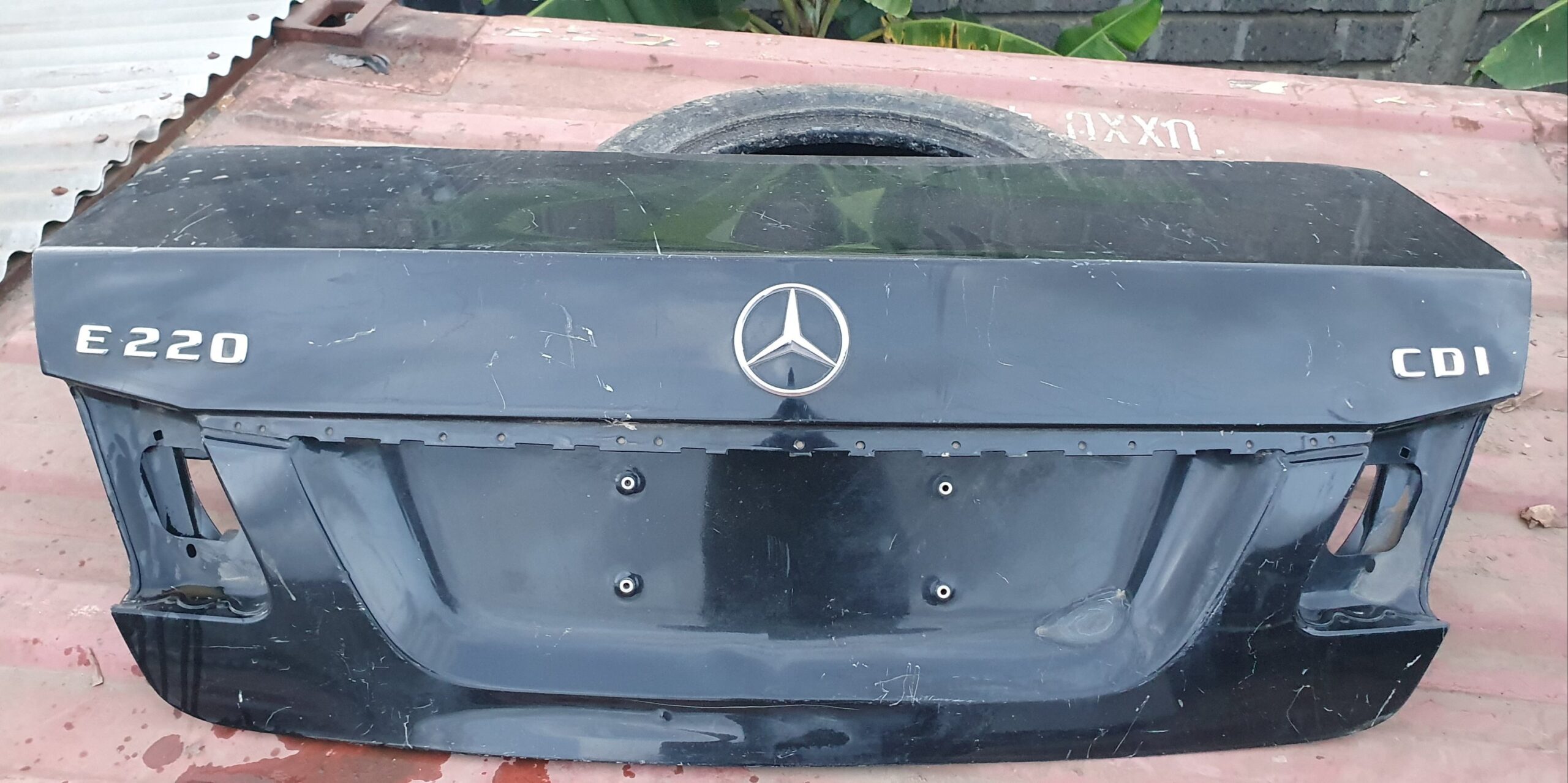 Mercedes E Class W212 Boot Lid - Europarts Garage